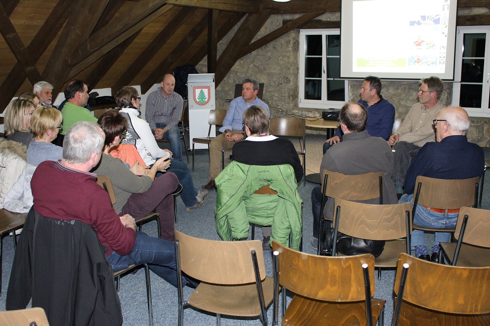 Neue Fricktaler Zeitung | Densbüren will Zusammenschluss mit Aarau prüfen