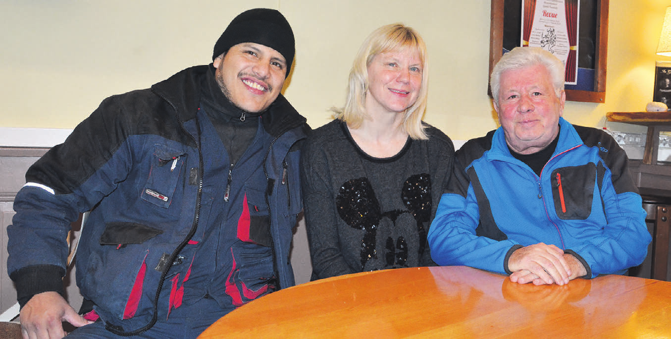 Neue Fricktaler Zeitung | Revue mit Musik, Tanz, Comedy und Kulinarik