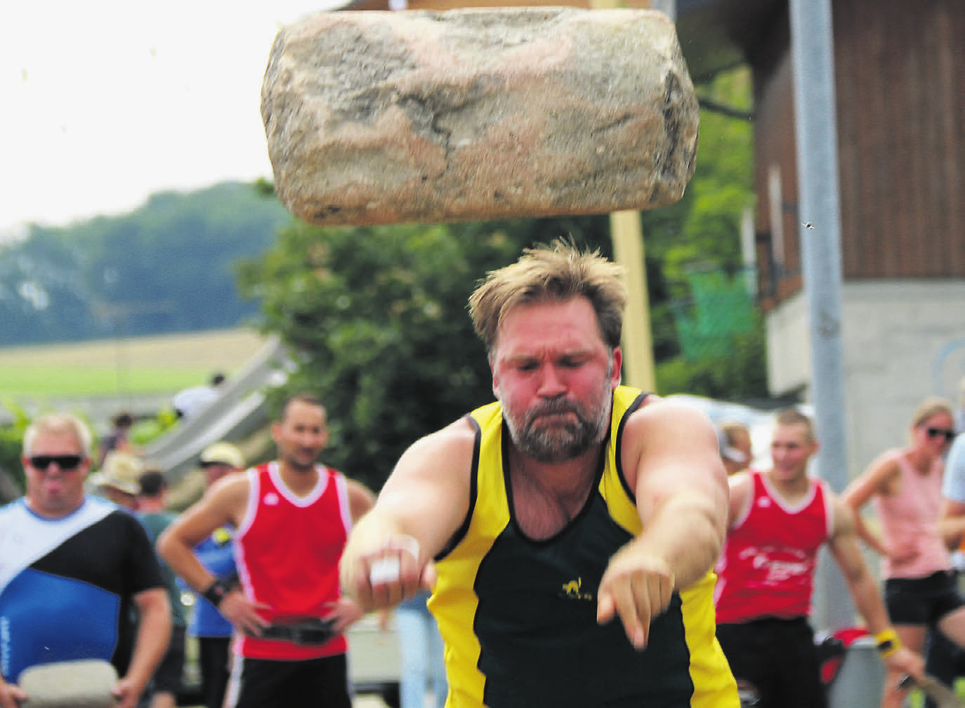 Neue Fricktaler Zeitung | Sport- und Volksfest in Effingen